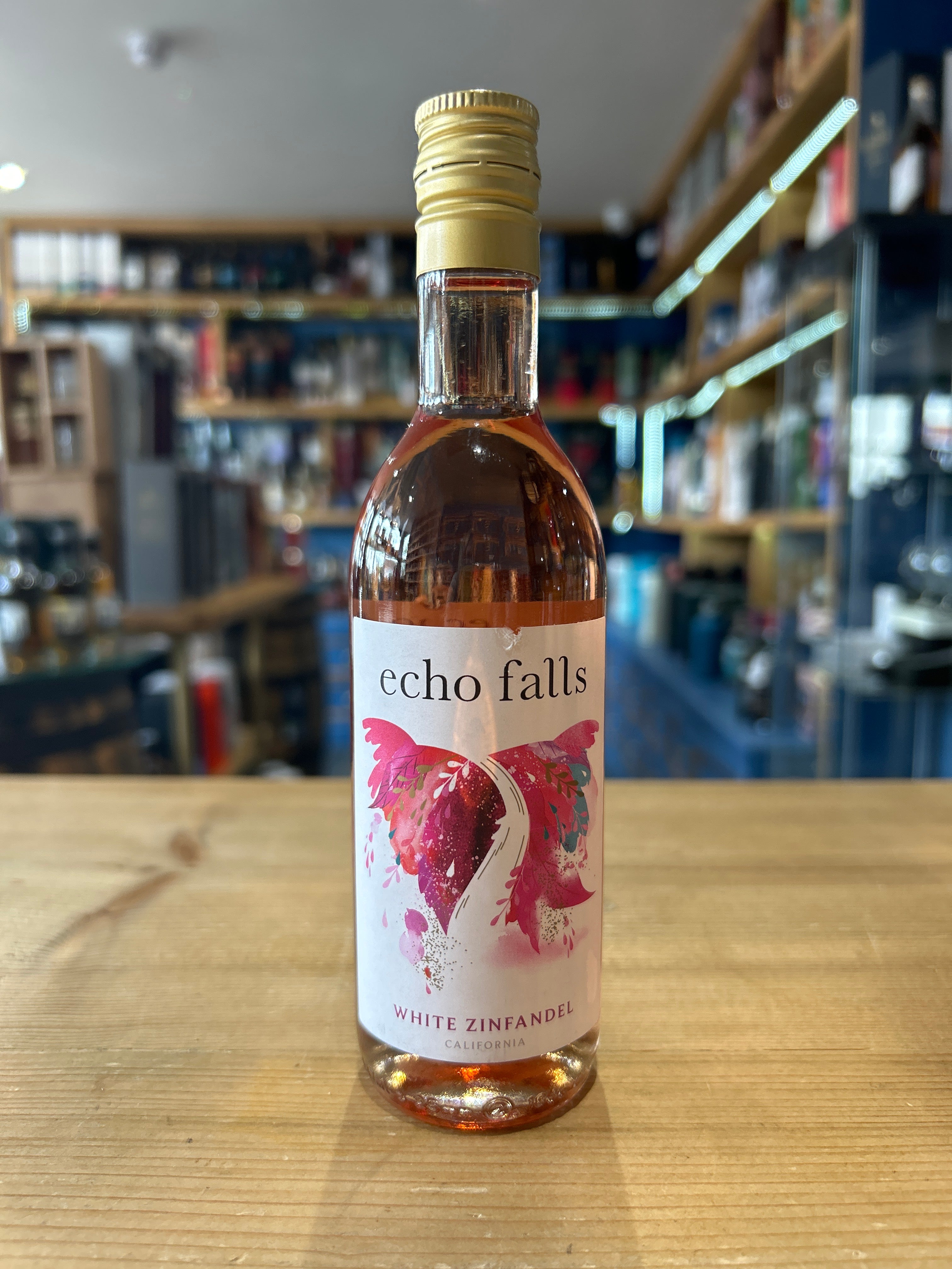 Isla's Bar - Echo Falls White Zinfandel Rose Wine 187ml (It)