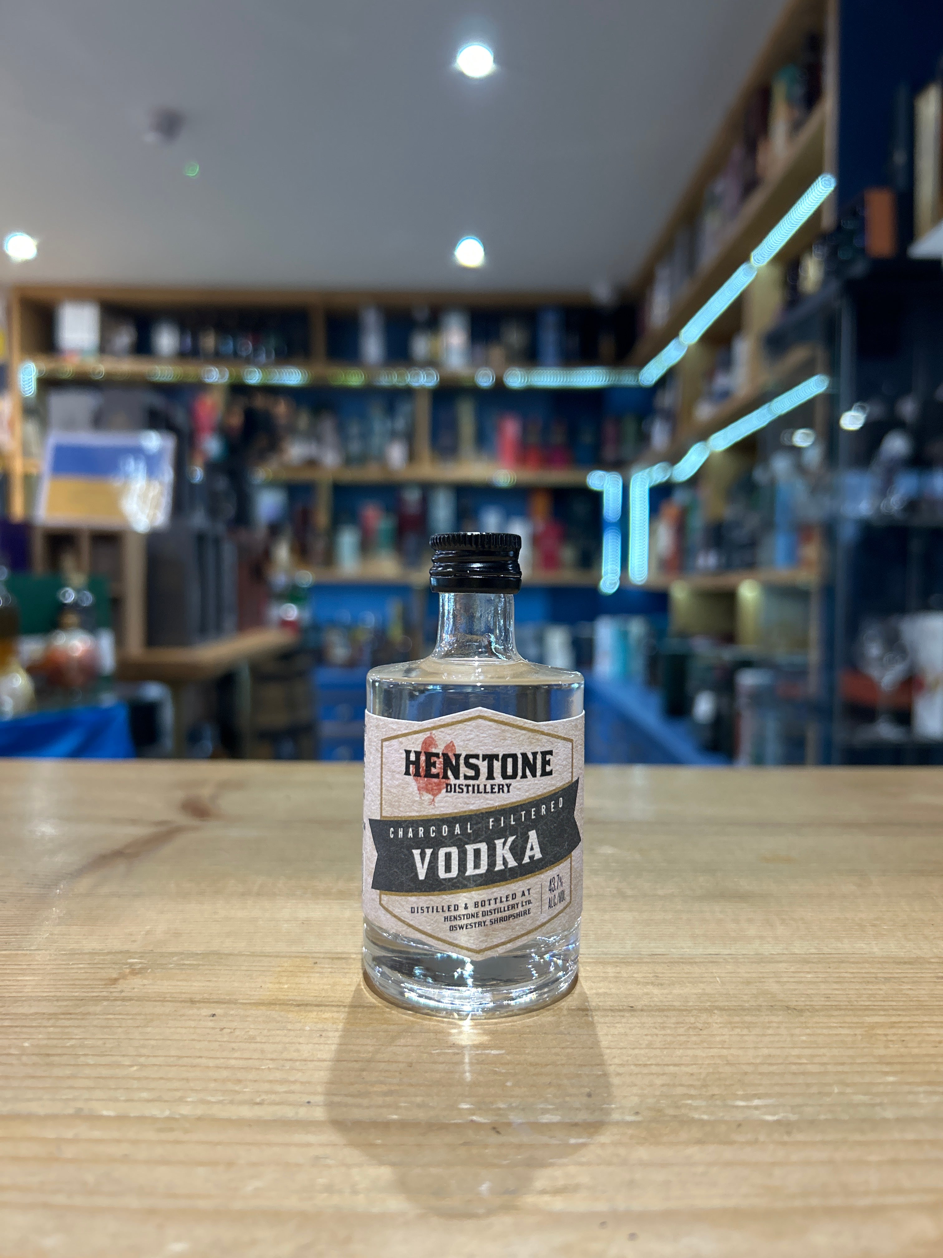 Henstone Charcoal Filtered Vodka 5cl 43.7%